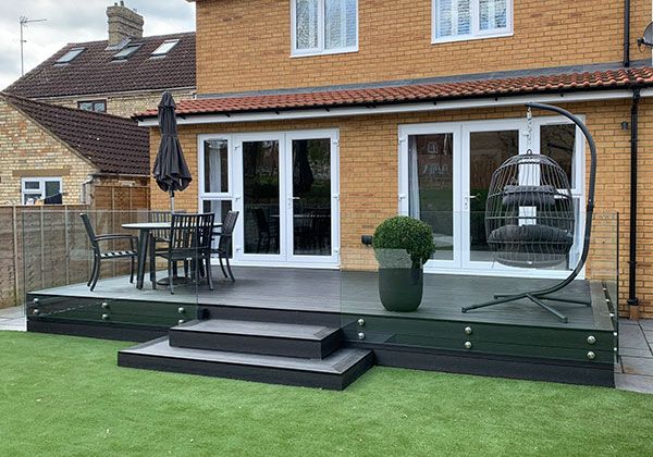 Elegant Button Fixing Glass Balustrade Systems