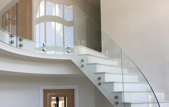 Stylish Glass Balustrade Systems for Homes