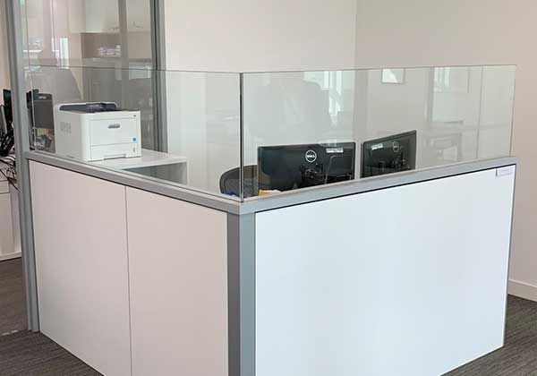 Modular Glass Desk Screens for Offices